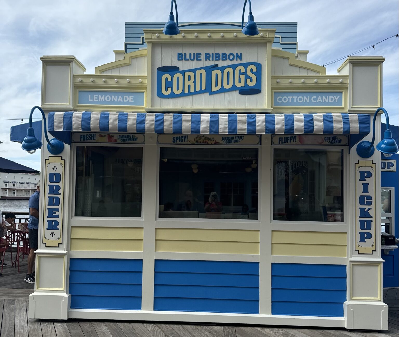 Blue Ribbon Corn Dogs Introduces New Giant Mozzarella Stick